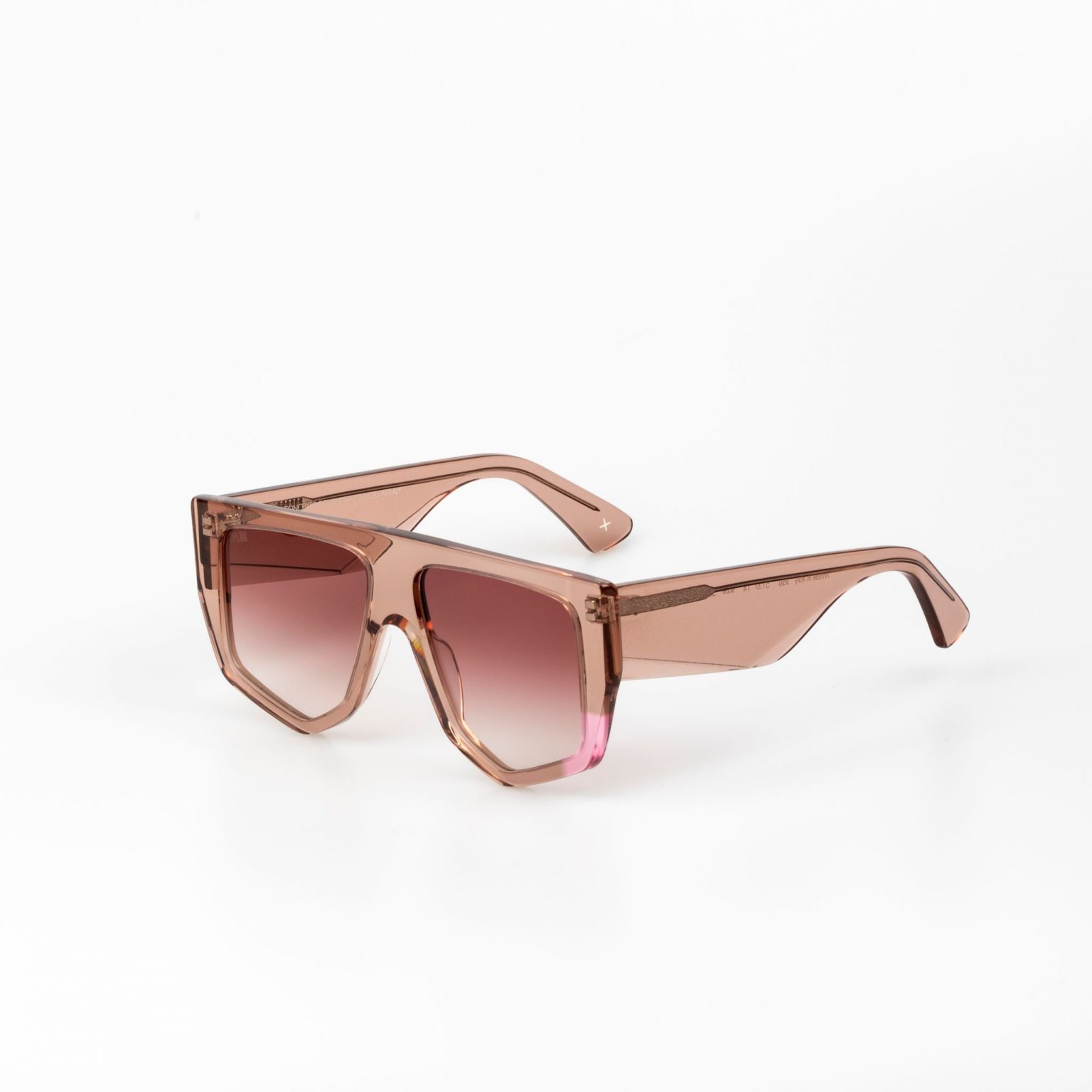 JPLUS Eyewear apresenta novo modelo JASI | ÓpticaPro